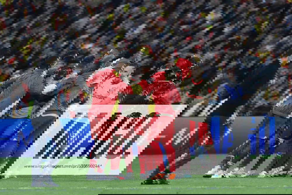 Joie RC Lens FOOTBALL : RC Lens Vs Arsenal - Ligue des Champions - 03 ...