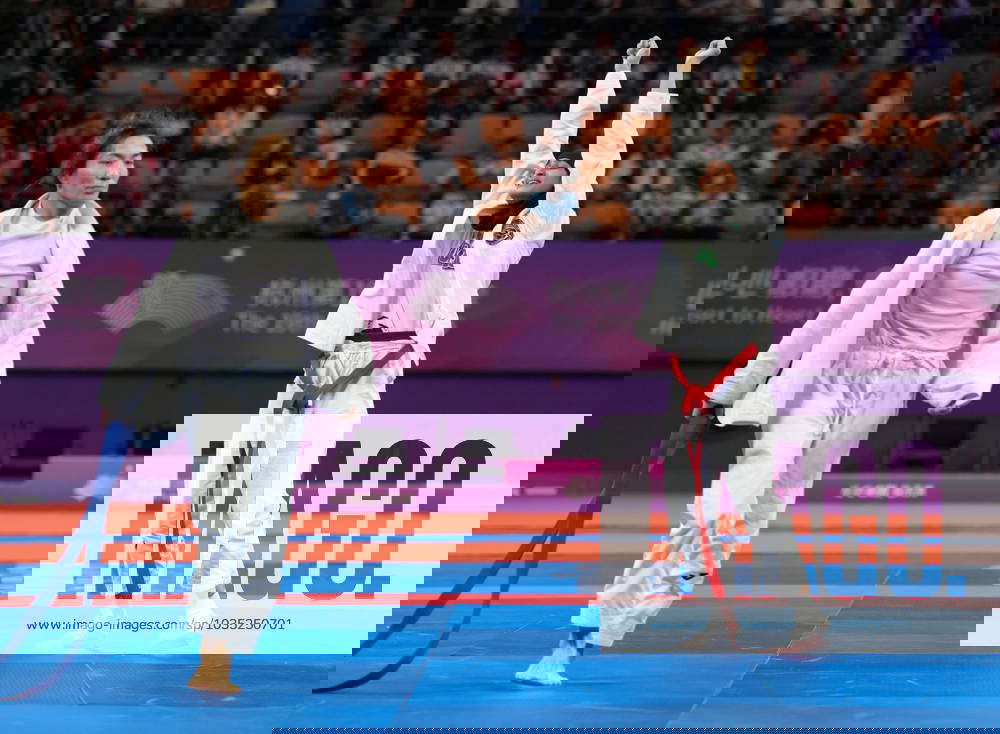 HANGZHOU, Oct. 6, 2023 -- United Arab Emirates s Asma Alhosani reacts ...