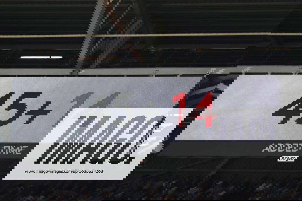 Fulham v Sheffield United, London, UK - 07 Oct 2023 14 minutes of extra ...