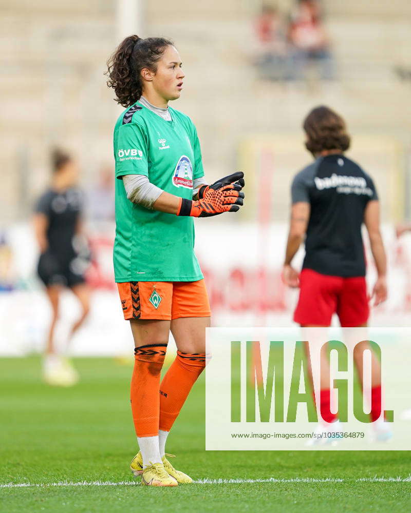 Freiburg, Germany, October 8th 2023: Goalkeeper Livia Peng during warm ...
