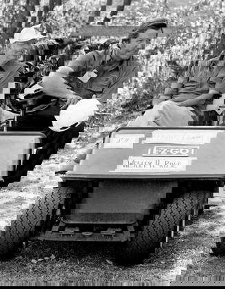 Syndication: The Tennessean Wesley Rose, left, and host Floyd Cramer ...