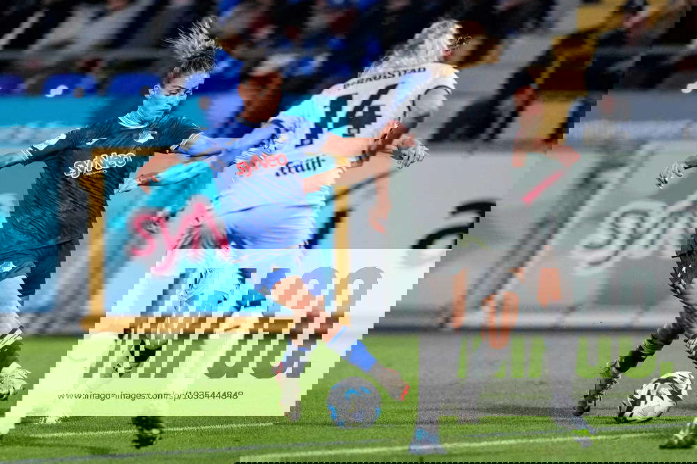 v li Ereleta Memeti TSG, 7, Synne Skinnes Hansen B04, 10, Emilie Bragstad B04, 14, duel, game