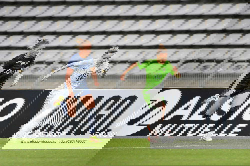 Svenja Huth - Julie Soyer - FOOTBALL : Paris FC vs Wolfsburg - Ligue de ...