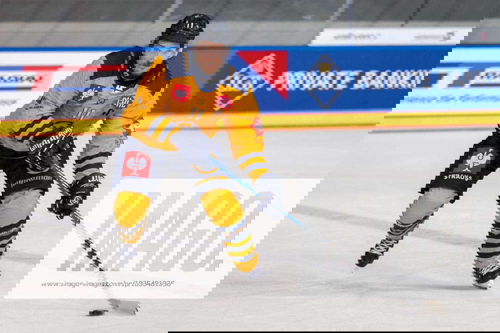 Tarmo Reunanen 11 Lukko Rauma , EHC Red Bull Muenchen vs Lukko Rauma ...