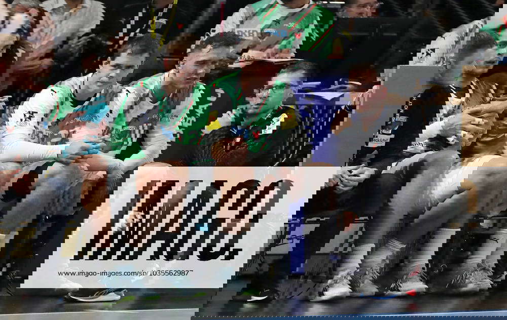 Max Beneke, Lasse Bredekjaer Andersson, Coach Jaron Siewert Sports ...