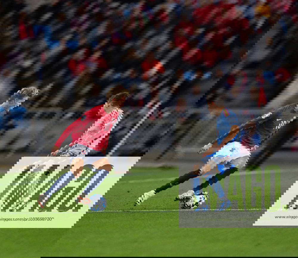 Oslo, Norway, October 15th 2023: Martin Odegaard (10 Norway) controls ...