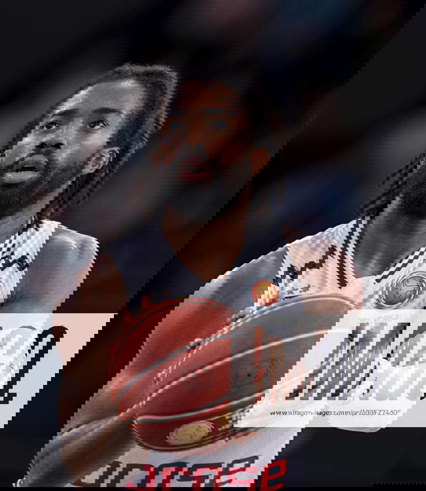 Malik Johnson Bamberg at the free throw 15 10 23, Hamburg, Veolia ...