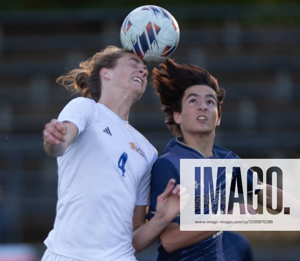 Syndication: The Register Guard during the first half. , Y