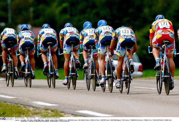 CYCLING : TDF 2002 TEAM TIME TRIAL CYCLING : TDF 2002 TEAM TIME TRIAL ...