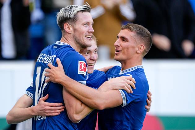 f l Wout Weghorst Hoffenheim, 10 , goal scorer Maximilian Beier ...