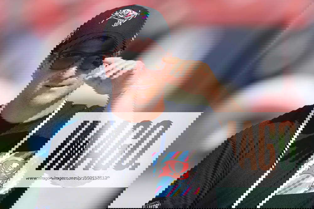 TAMPA, FL - OCTOBER 22: Tampa Bay Buccaneers Assistant General Manager ...