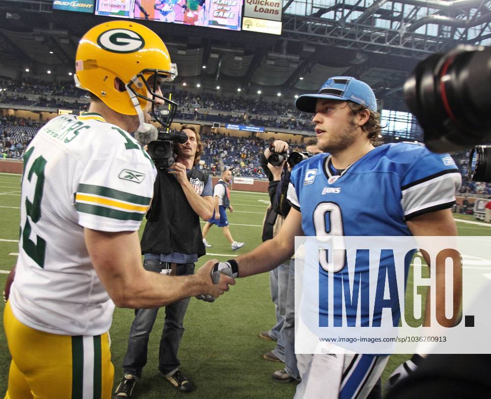 Syndication: Journal Sentinel Green Bay Packers 12 Aaron Rodgers greet ...