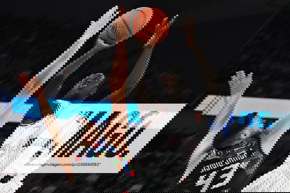 NBL MELBOURNE HAWKS, Wani Swaka Lo Buluk of the Hawks (right) drives ...