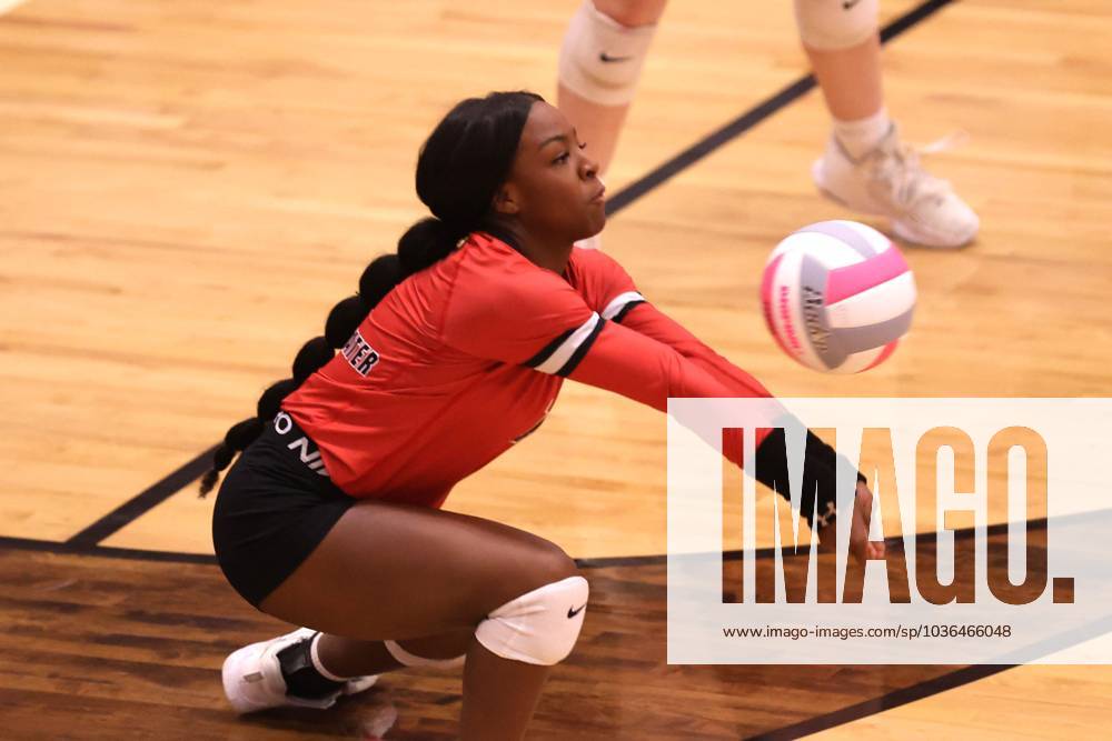 Syndication: Amarillo Globe-News Shallowaters Anaby Fleming bumps the ...