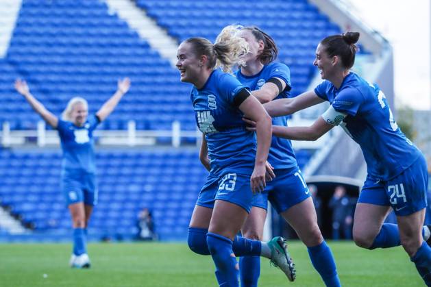 Birmingham, England, November 5th 2023: Charlie Devlin (23 Birmingham ...