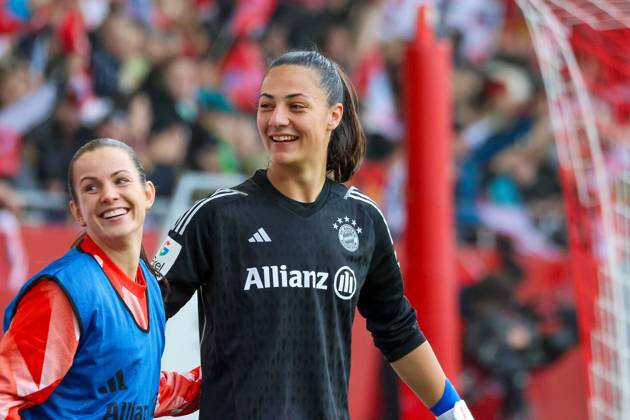 Maria Luisa Grohs FC Bayern Muenchen, 22 celebrates the 2-0 goal by ...