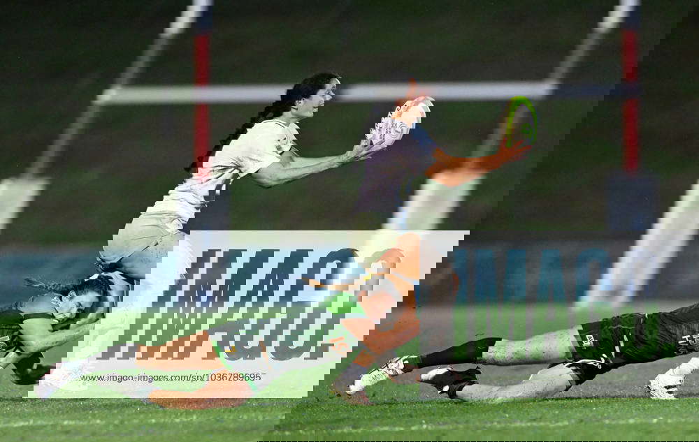 OCEANIA RUGBY SEVENS, Shiray Kaka (right) of New Zealand in action ...