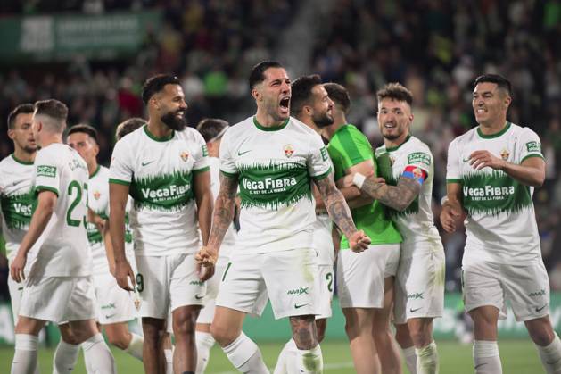 LaLiga Hypermotion, Elche CF v Real Zaragoza ELCHE, SPAIN - NOVEMBER 11 ...