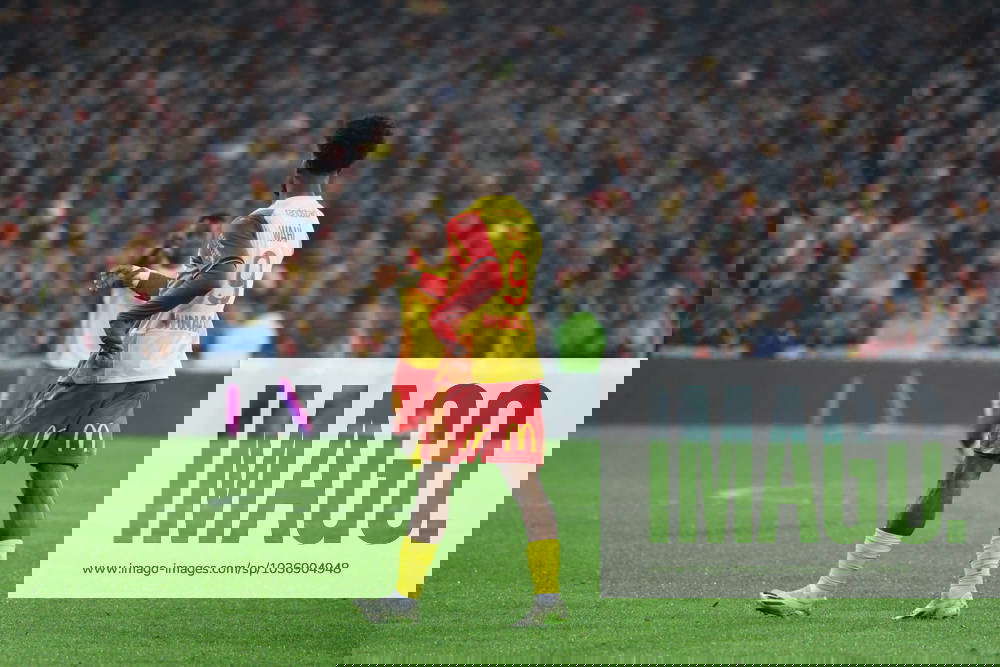 Elye WAHI (RC Lens) lors du match RC Lens - Olympique de Marseille ...