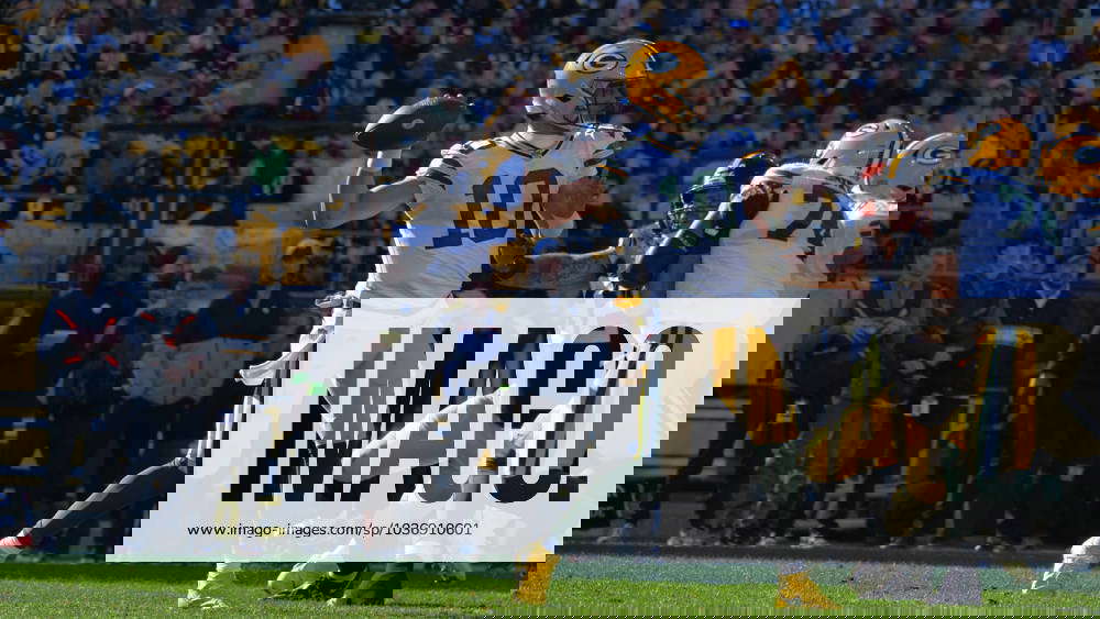 NOV 12, 2023: Jordan Love 10 during the Pittsburgh Steelers vs Green ...