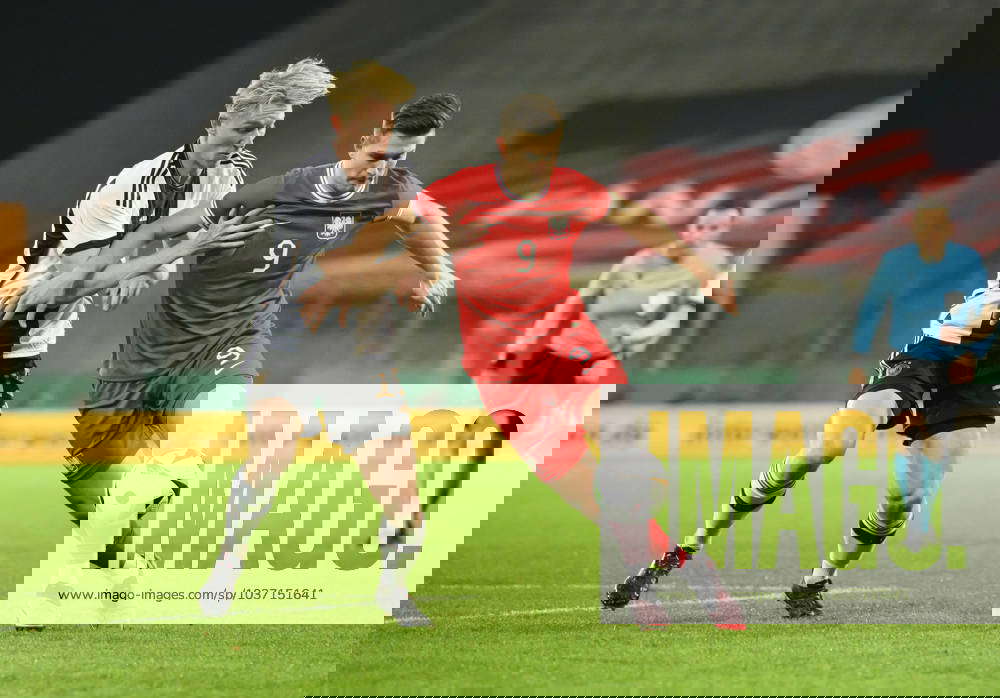 v l Colin Noah KLEINE BEKEL GER , Filip Szymczak POL action, duel ...