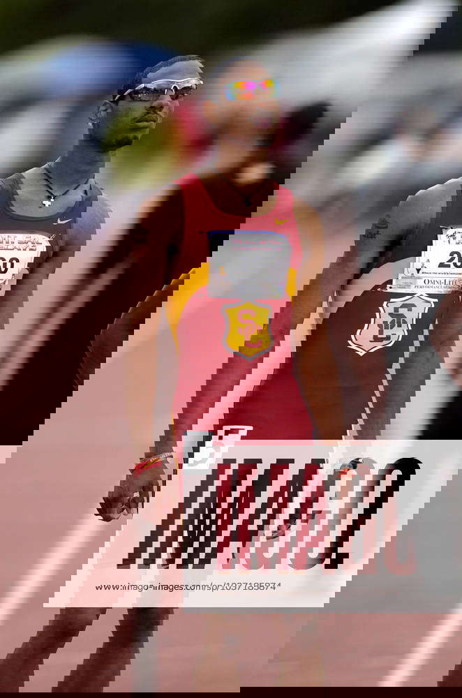 Track & Field: 2007 Mt SAC Relays : Duane Solomon of USC in the 800 ...