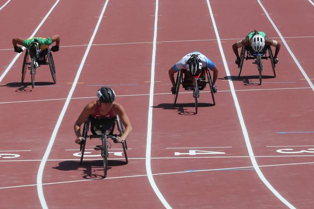 SANTIAGO, CHILE NOV 21: Hanna Dederick de Estados Unidos durante la ...
