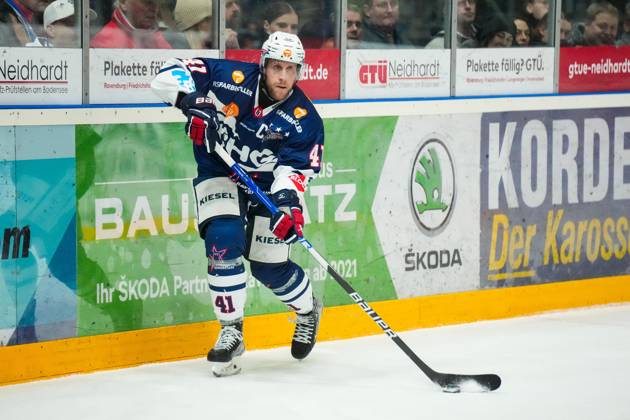 Sam Herr 41, Ravensburg Towerstars GER, Ravensburg Towerstars vs ...