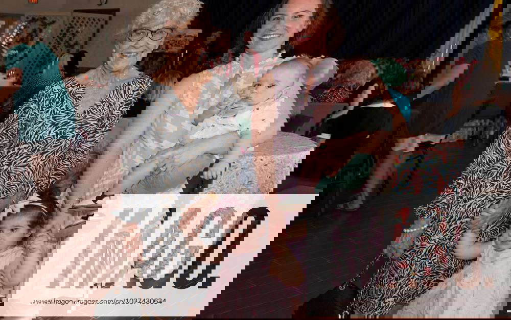 Syndication: Palm Beach Daily News Silvia Pacioppi with Angela, Erica ...