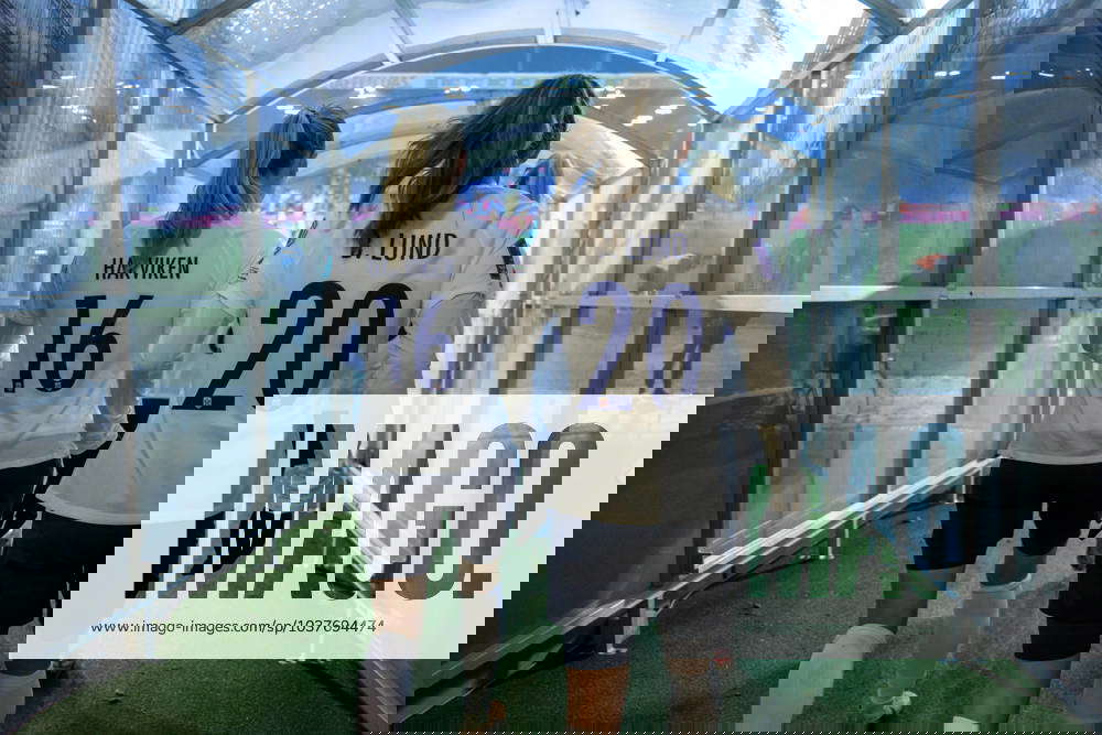 Mathilde Harviken and Marit Bratberg Lund of Norway during the UEFA ...