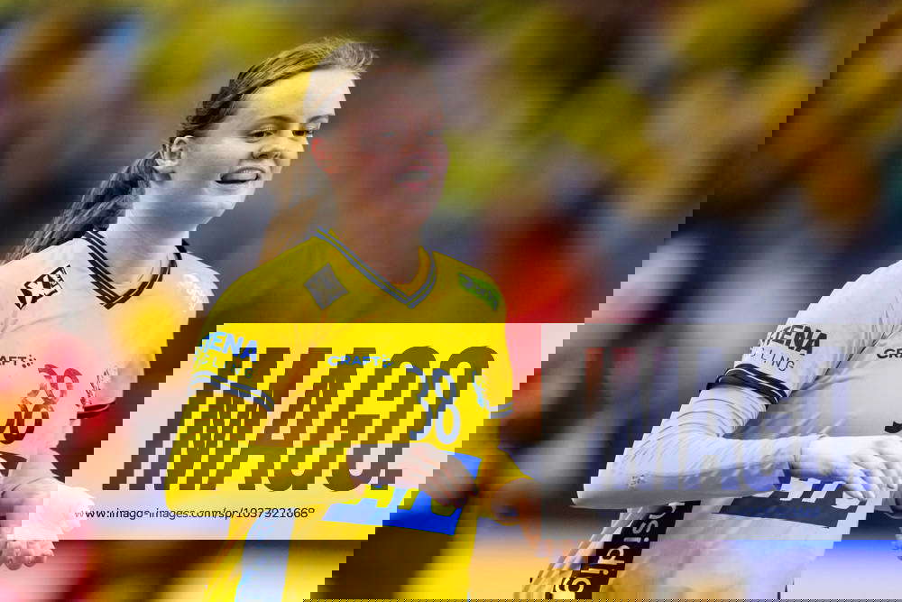 231211 Elin Hansson of Sweden during the IHF Women?s World Championship ...