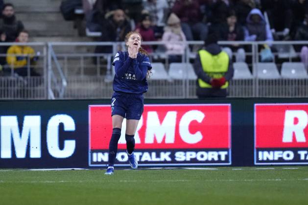 Celina Ould Hocine (Paris FC) FOOTBALL FEMININ : Paris FC Vs Hacken ...