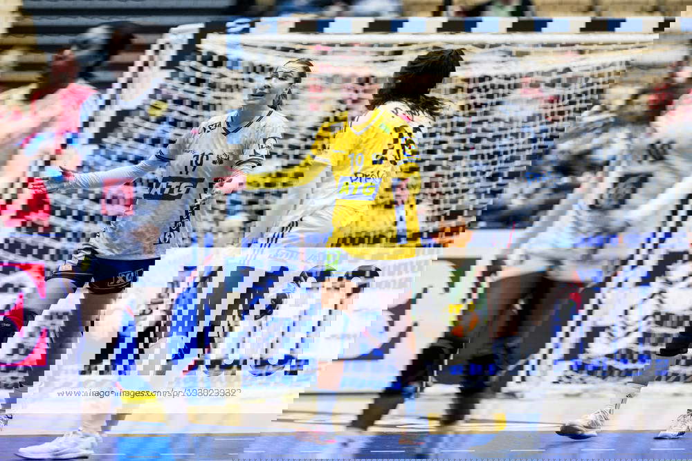 231215 Anna Lagerquist of Sweden during the IHF Women?s World Championship handball semifinal