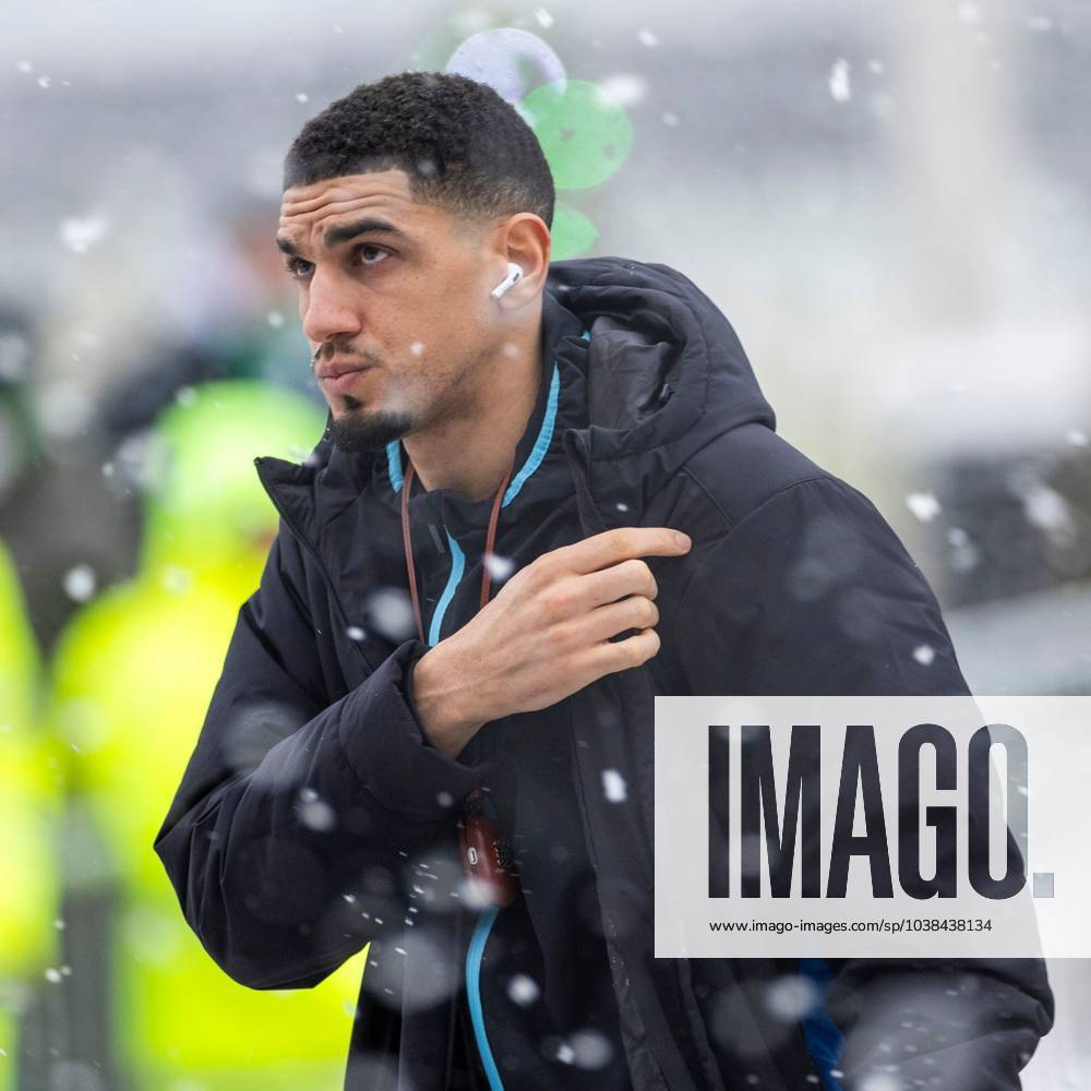 Leon Balogun arrives for the Scottish Premiership match at Celtic Park ...