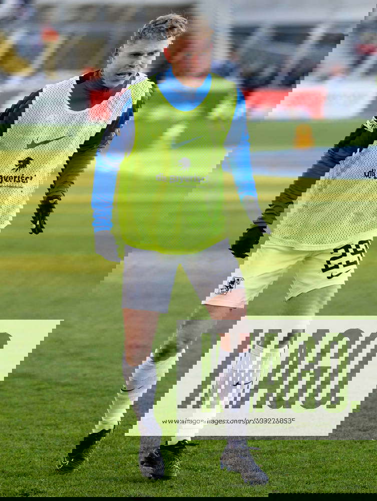 Kilian Ludewig TSV 1860 Muenchen, 29 at warm-up GER, TSV 1860 Muenchen vs MSV Duisburg, Football