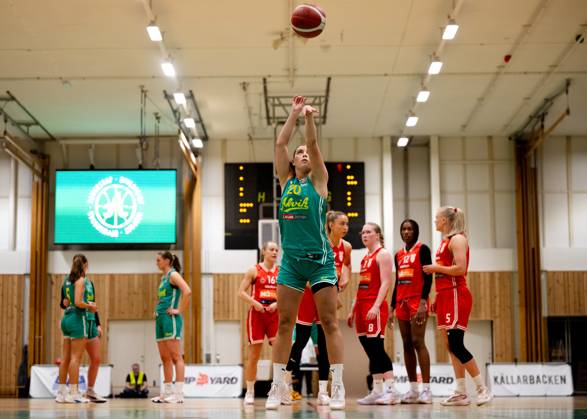 Alviks Alice Curman during the womens SBL basketball match between ...