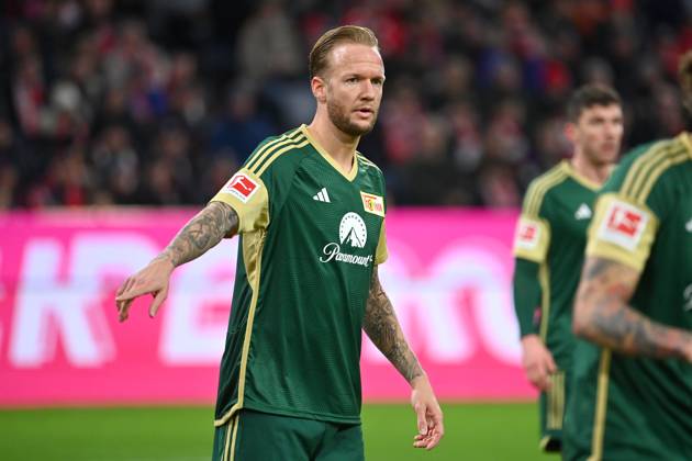 Kevin VOGT Union Berlin , gestures, gives instructions, action, single ...