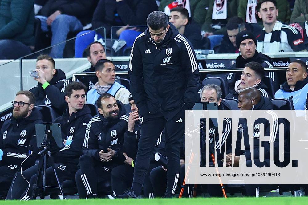 Fulham Head Coach Marco Silva dejected in the technical area Fulham v ...
