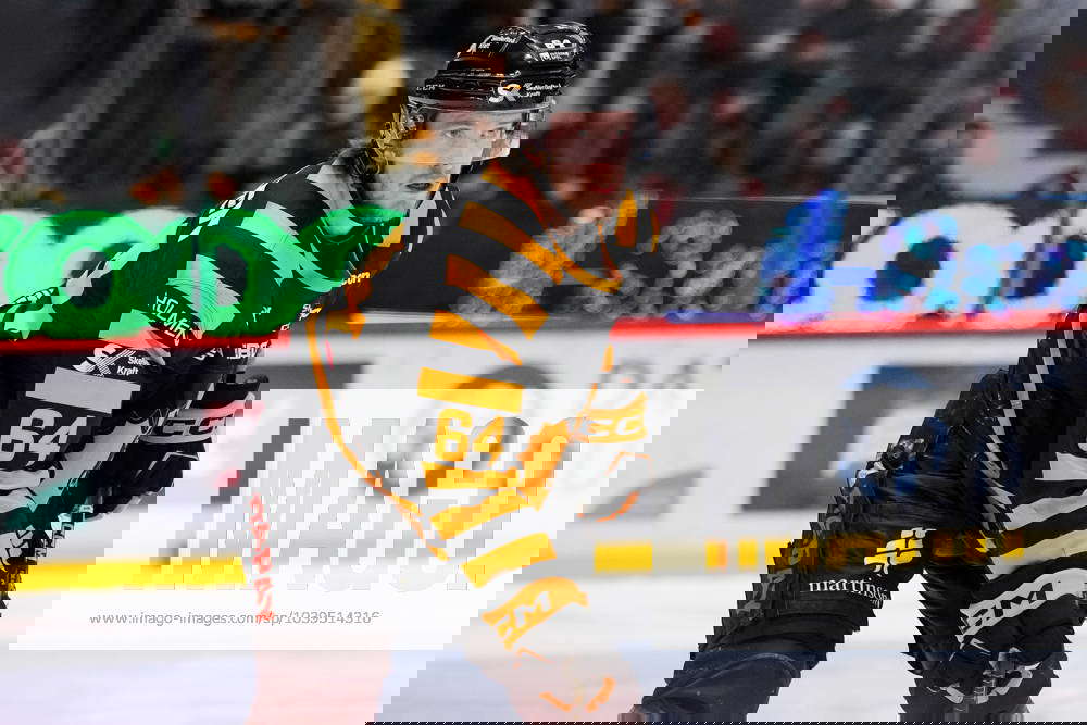 240125 Skellefteas Jonathan Pudas during the SHL ice hockey match between Skelleftea and Örebro on