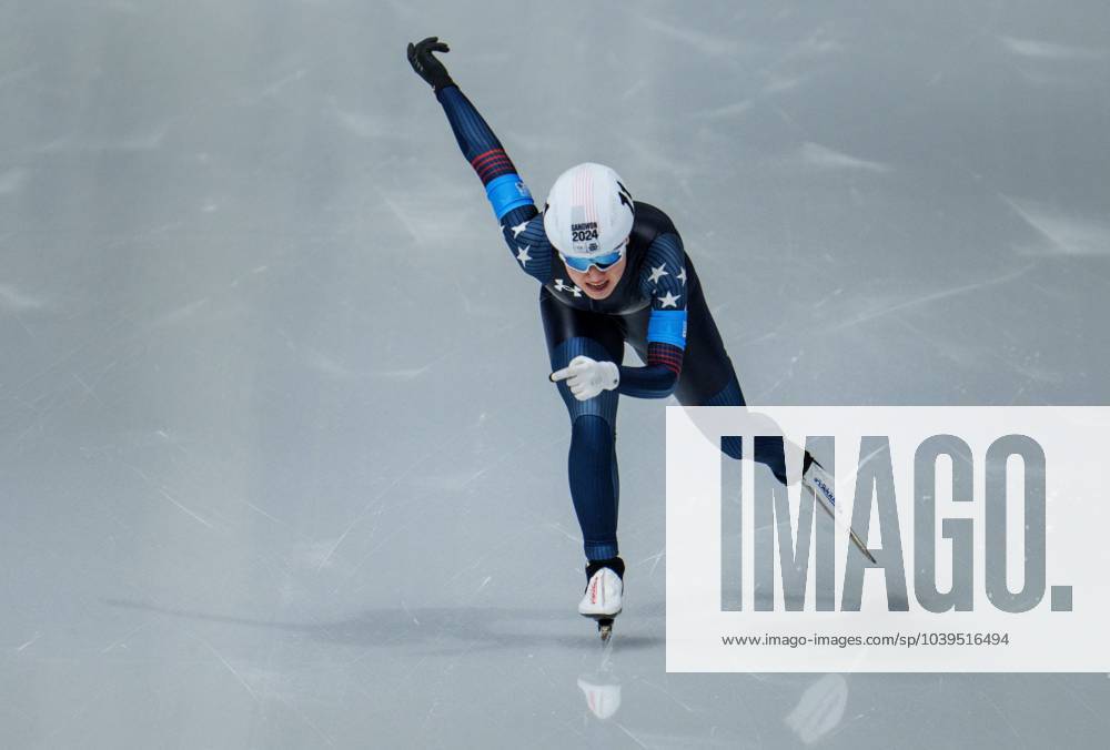 Marley Soldan USA in action in the Semifinals of the Speed skating ...