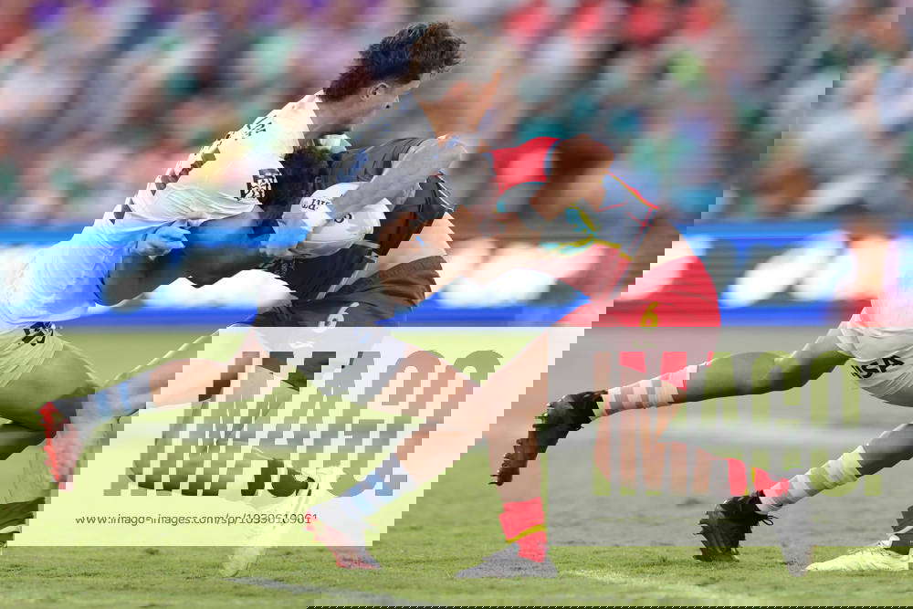 PERTH RUGBY SEVENS, Nicolas Nieto of Spain is tackled by Tomas Elizalde ...