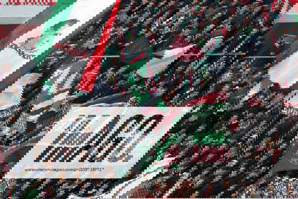 Fans, fan block, fan curve, cheering, Ultra, Ultras, chaos, chaotic FCA ...