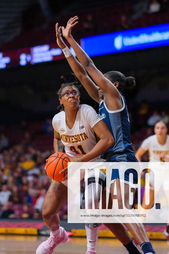 January 31, 2024, Minneapolis, Minnesota, USA: Minnesota Golden Gophers ...