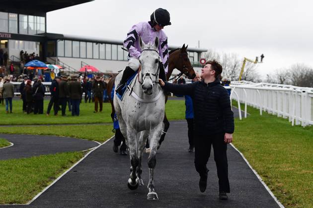 Exeter Races, Exeter, UK - 31 Jan 2024 The Carpenter ridden by James ...