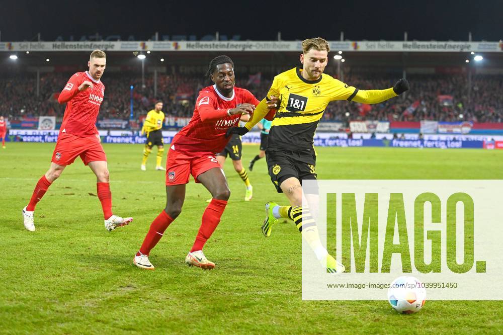Ole POHLMANN Borussia Dortmund, action, duel against Omar Haktab TRAORE ...