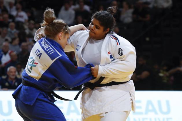 Lea Fontaine Vs Erica Simonetti JUDO : Paris Grand Slam 2024 - 04 02 ...