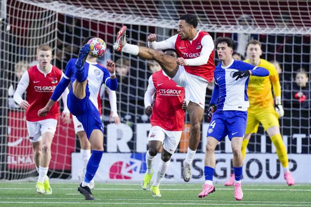 WIJDEWORMER - Geronimo Spina of Atletico Madrid U19, Anthony Smits of ...