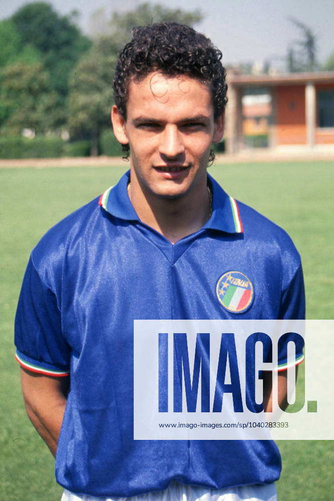 ROBERTO BAGGIO, Italia, Raduno, 1989-90, Primo piano, Head shot RADUNO ...
