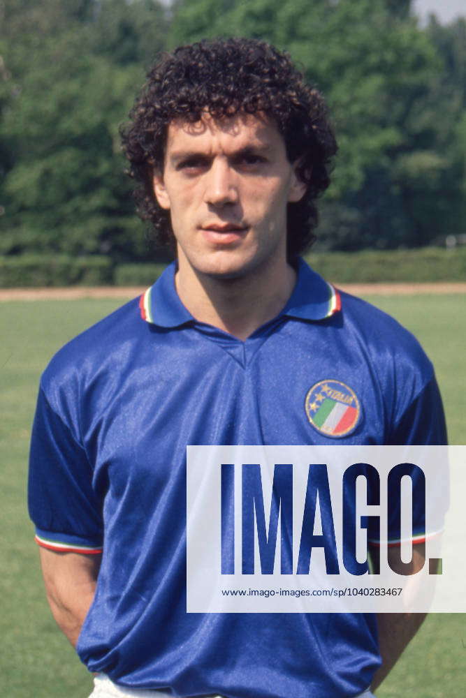 ROBERTO DONADONI, Italia, Raduno, 1989-90, Primo piano, Head shot ...