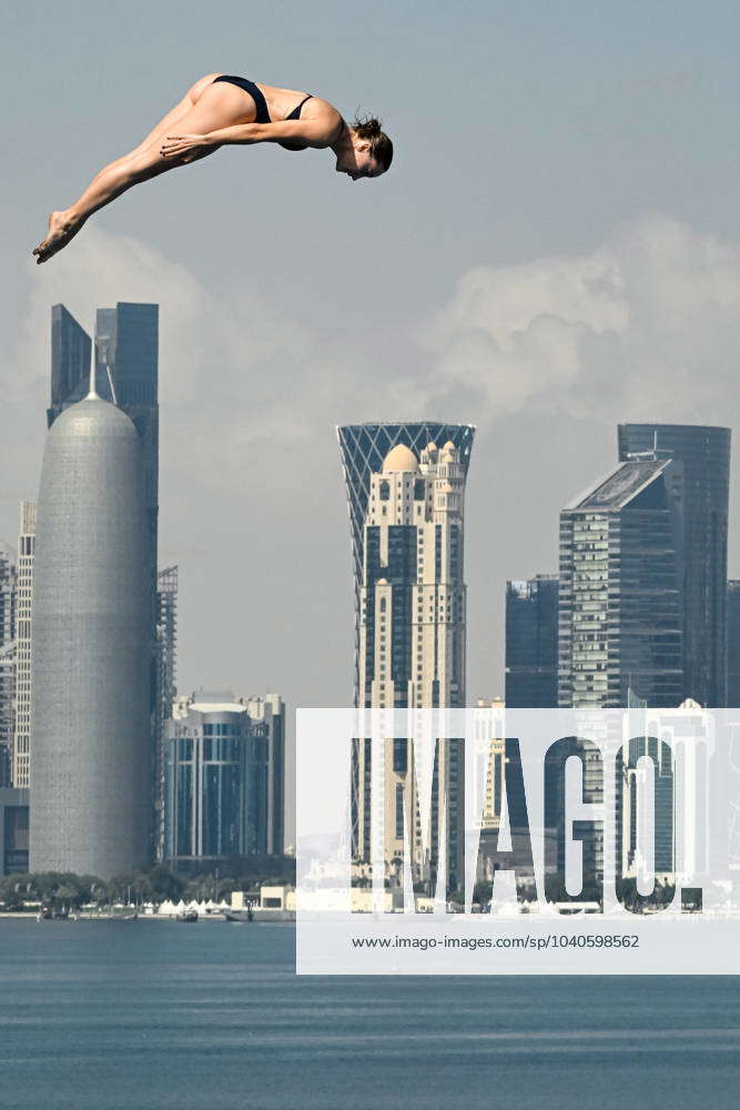 Elisa Cosetti of Italy competes in the high diving 20m Platform Women ...